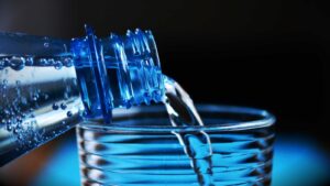 Stop It! 10 Ways You're Drinking Water Wrong - Health Makes You