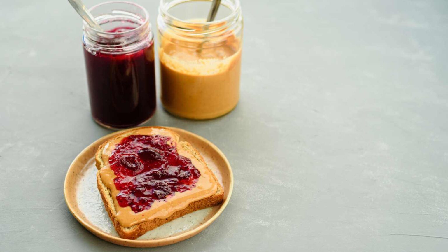 15 Weird Food Combinations From Around the World - Health Makes You