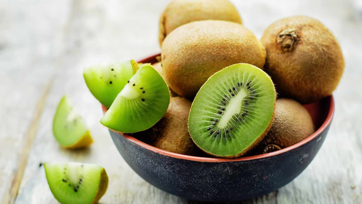 7 Fruits for Naturally Inducing Labor - Health Makes You